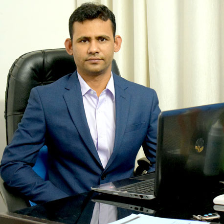 Best Chiropractor in Dwarka, Delhi - Dr Gholam Sarwar